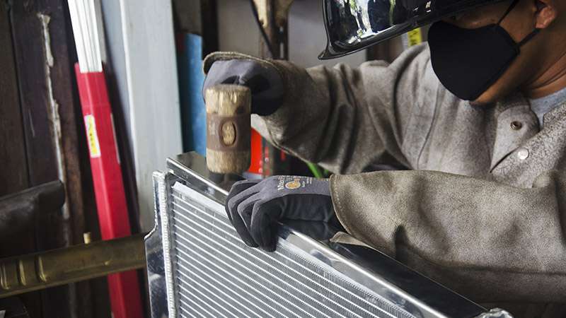 How to tell if your radiator needs replacing | AutoGuru