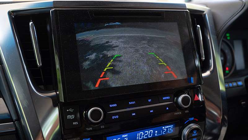 Should You Install A Reversing Camera On Your Car? | AutoGuru